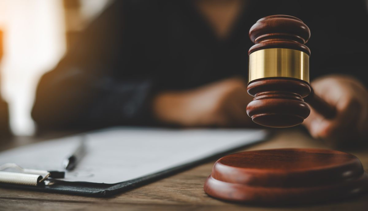 Wage Theft Happens All the Time - Law Offices of Devon Roepcke Blog